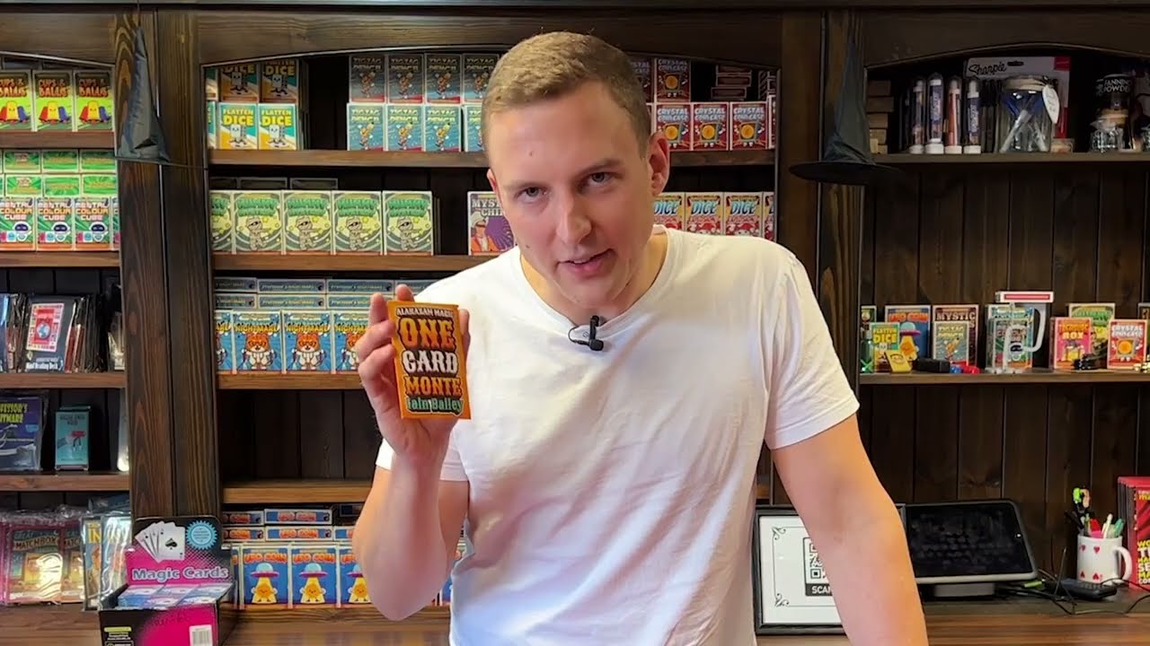 Iain Bailey – One Card Monte – Magicanoz